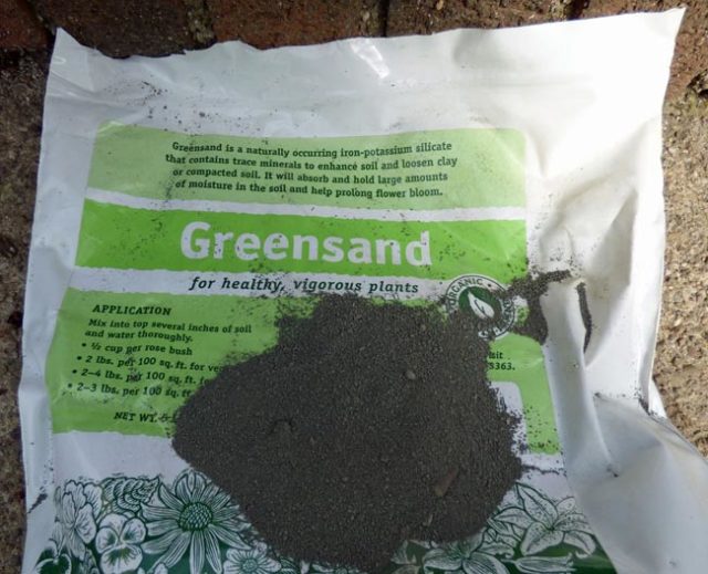 7 Best Soil Amendments You Need To Know - Digging In The Garden